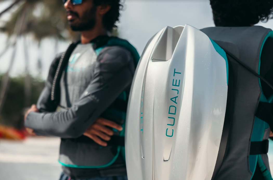 World’s First Underwater Jet Pack at Siyam World – Hotelier Maldives