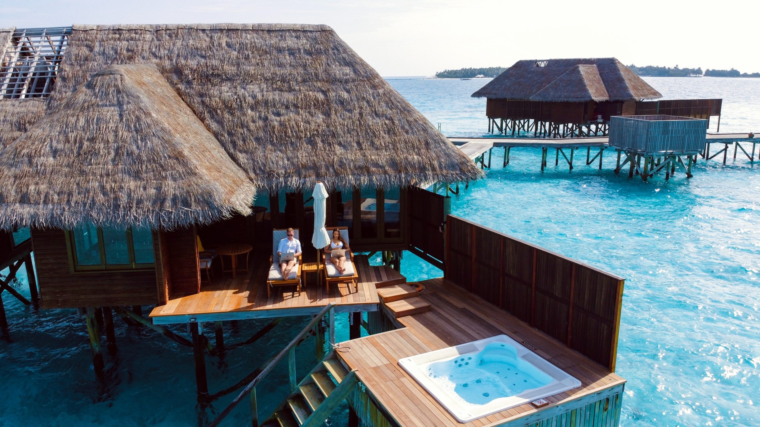 How can the Maldives Tourism Industry Achieve the 5TMP’s target of $6 ...