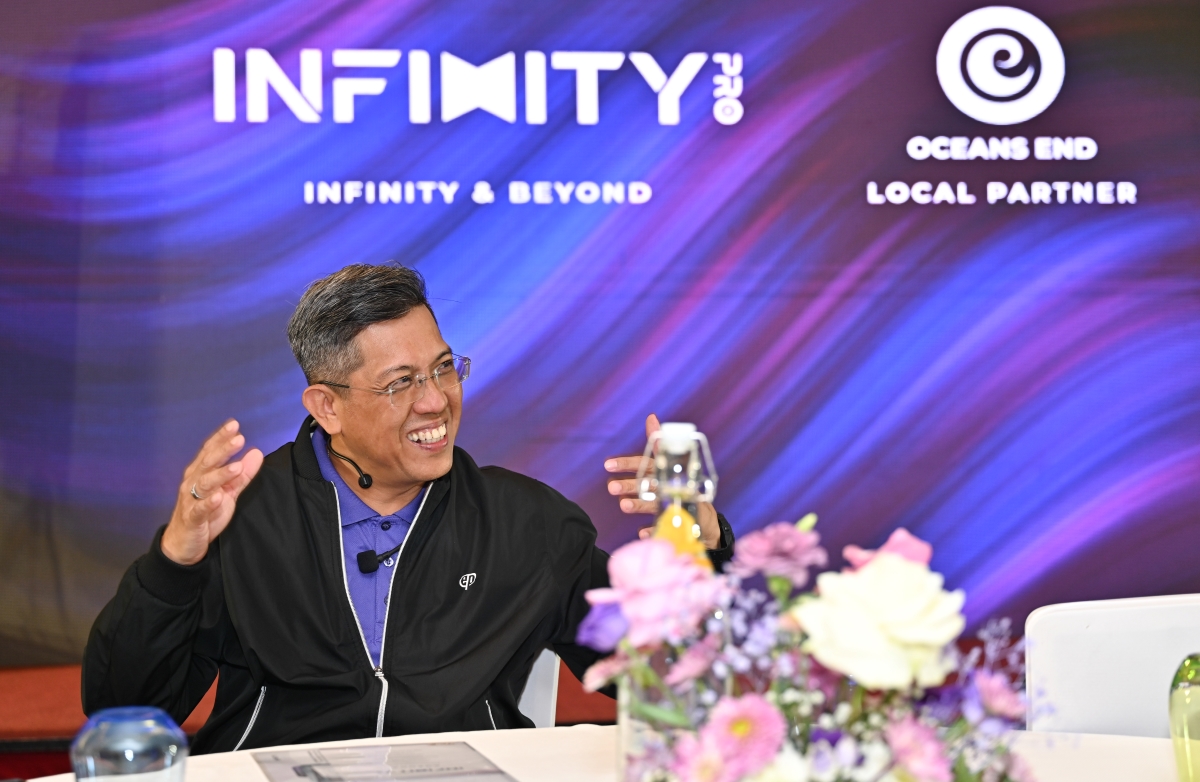 InfinityPro launches new interactive display in the Maldives – Hotelier ...