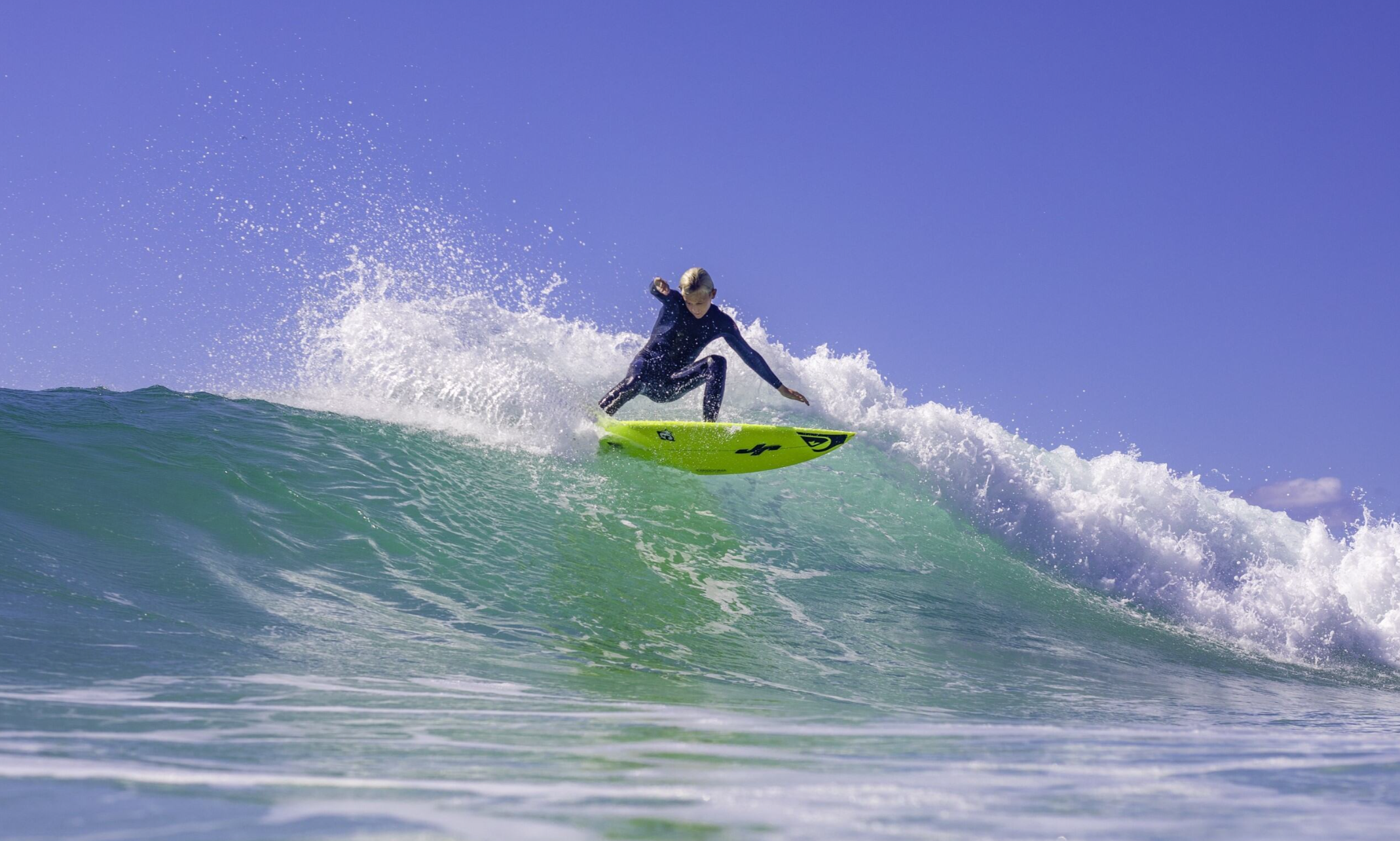 Holiday Inn Resort Kandooma Maldives welcomes Australian surfing duo ...