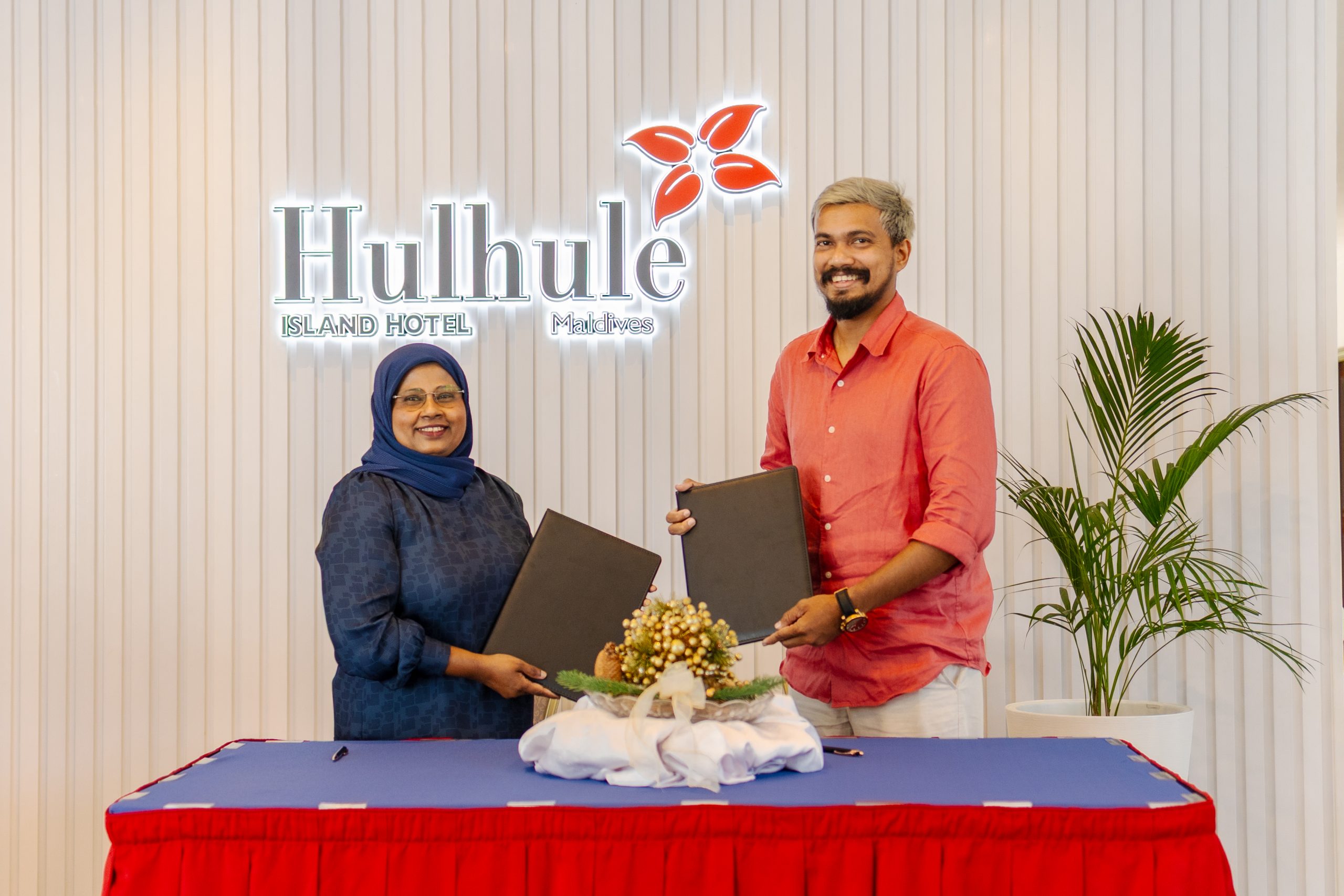 Hulhule Island Hotel announces ‘2ofus’ as headline act for New Year’s ...