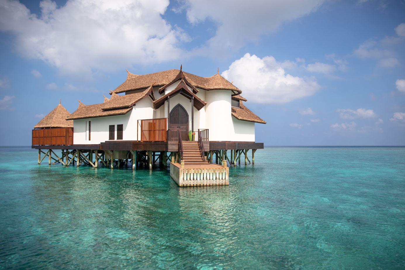 Jumeirah Vittaveli – Private Ocean Retreat with Slide – Entrance (3 ...