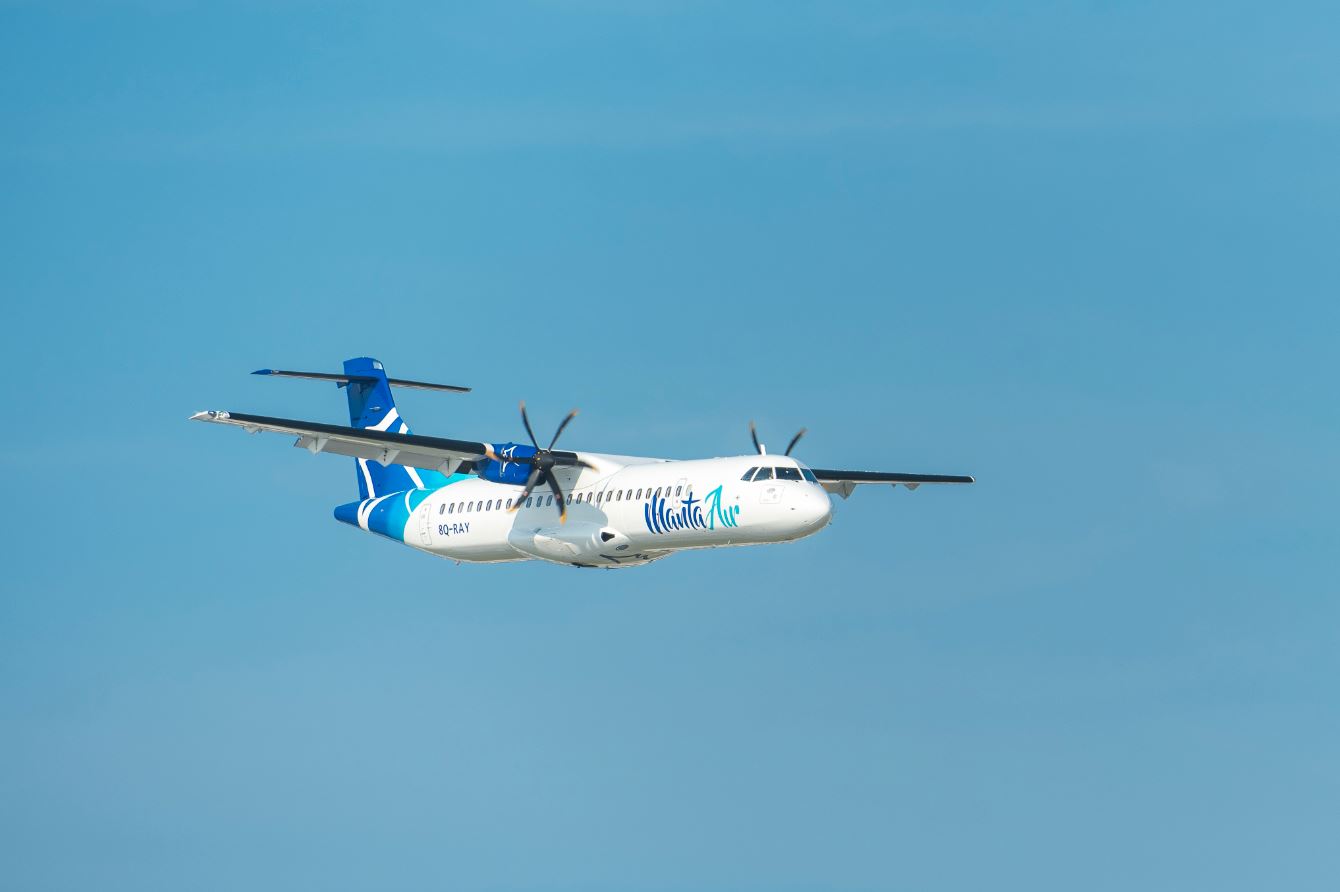 Manta Air First Aircraft 1 – Hotelier Maldives