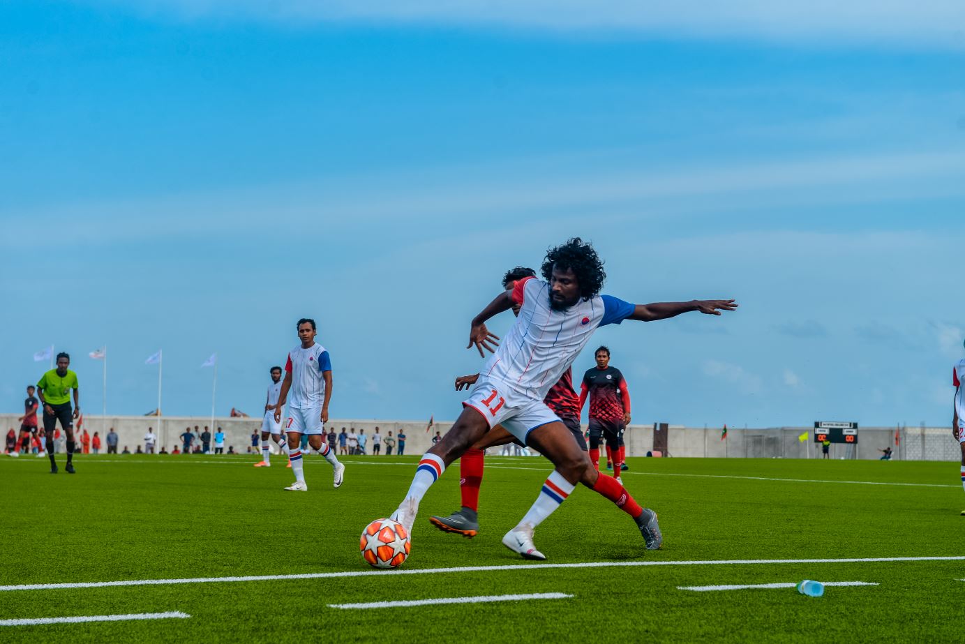 Four Seasons Landaa Giraavaru launches “Baa Football Challenge ...