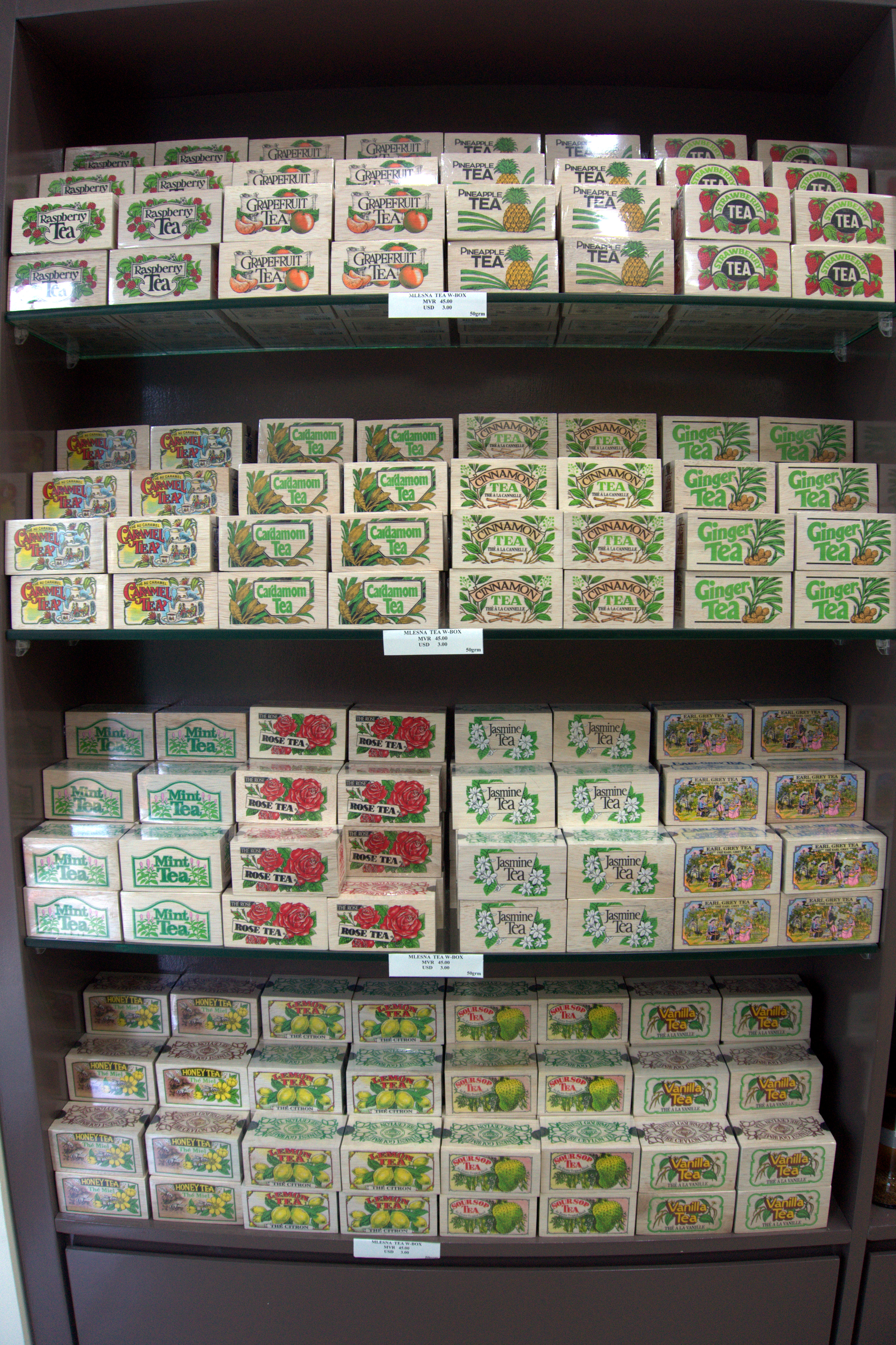 tea boxes display – Hotelier Maldives
